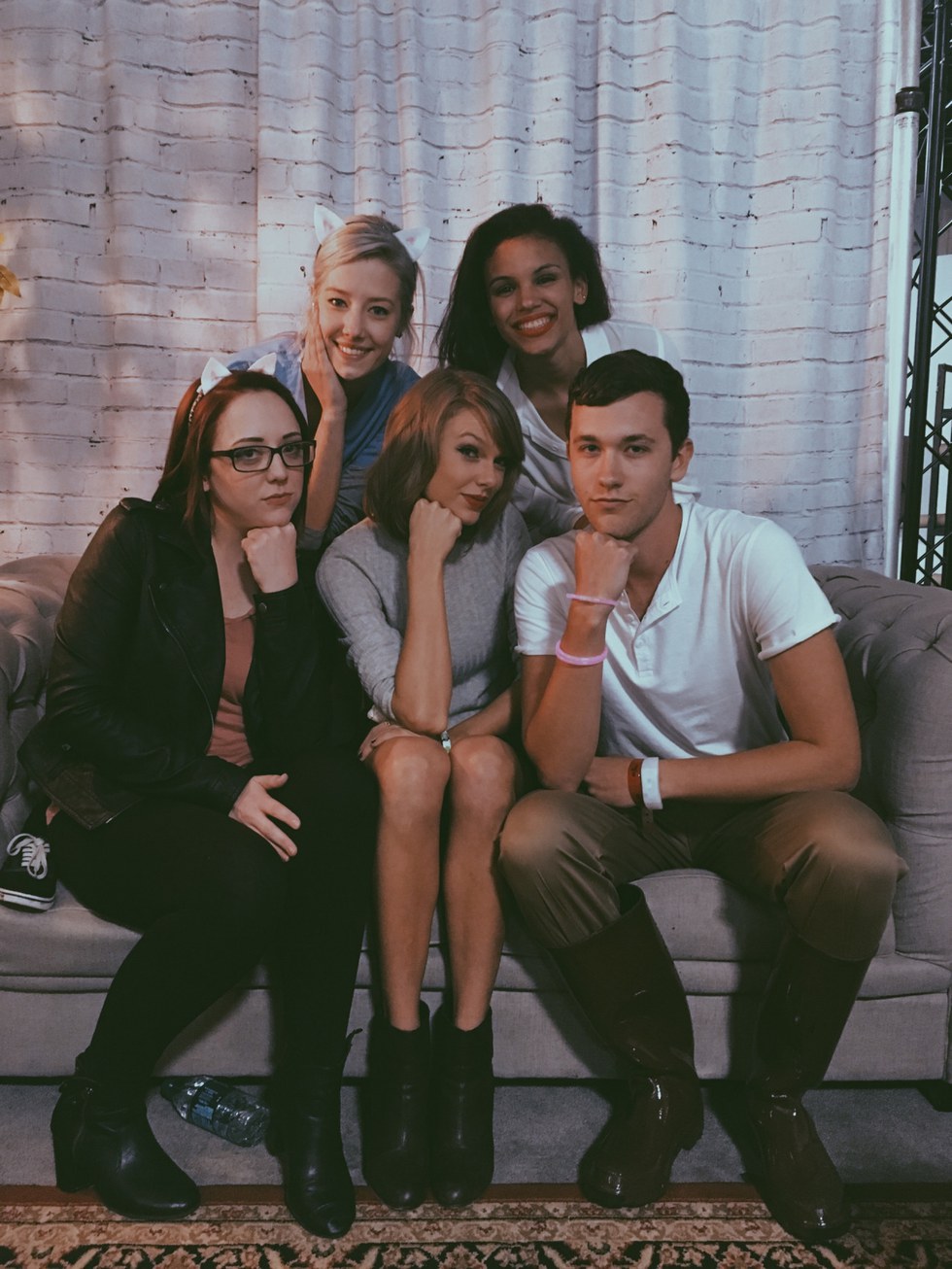 Top 5 Most Clever '1989' Tour Fan Costumes