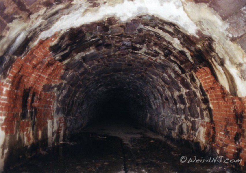 Six Spooky Haunted Locations in New Jersey