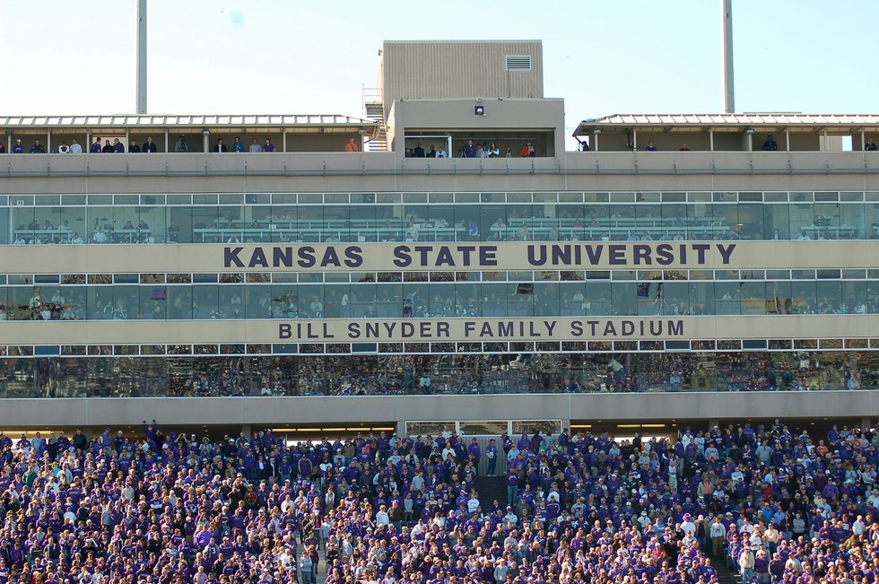 7 Ways To Survive A Rainy K-State Football Game