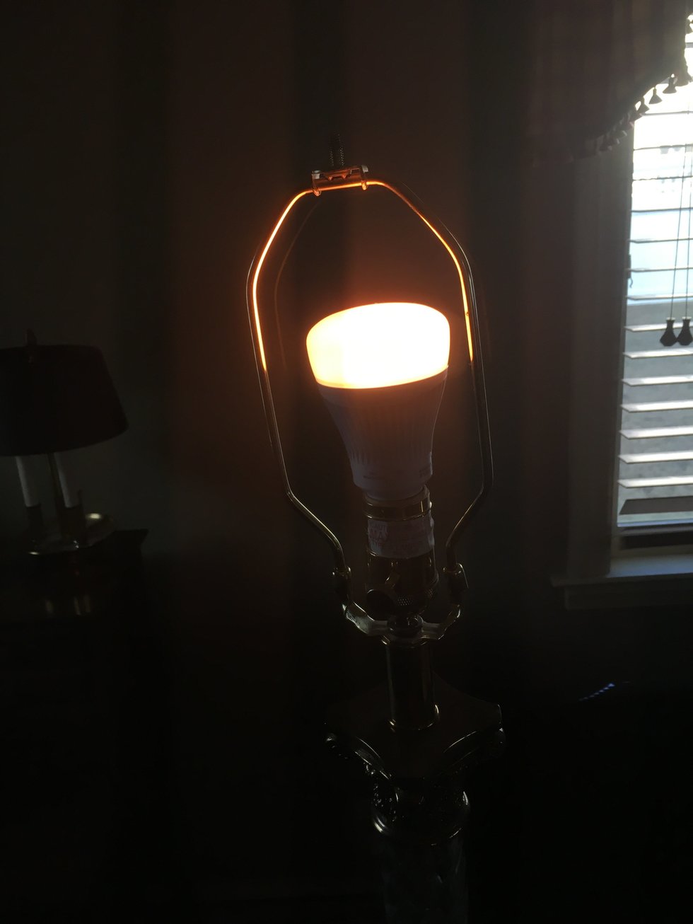 Review Wiz Wi Fi Smart Lights Come With Multiple Controls Gearbrain Review Wiz Wi Fi Smart Lights Come With Multiple Controls Gearbrain