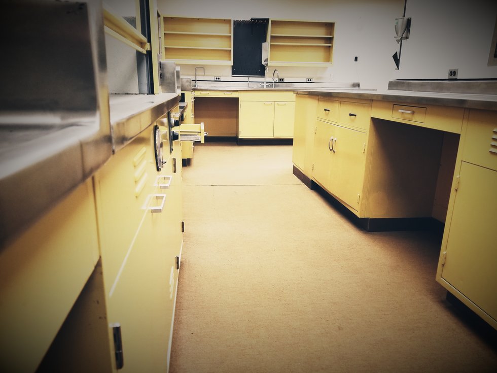 My Day In An Abandoned Science Research Facility