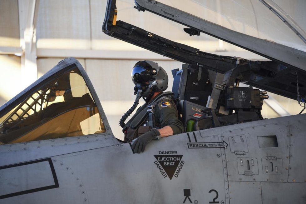 Here's how to rescue an F-4 Phantom crew - We Are The Mighty