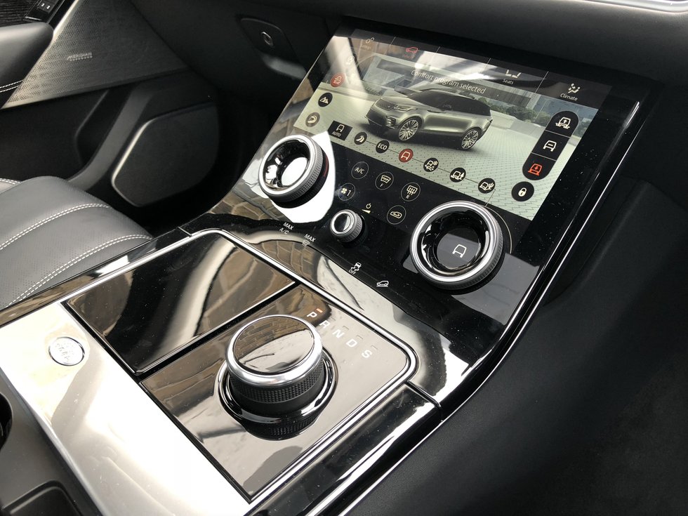 Range Rover Velar: Review of the stylish SUV's interior tech