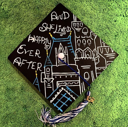 25 College Graduation Caps For Disney Lovers That Are Pure Magic