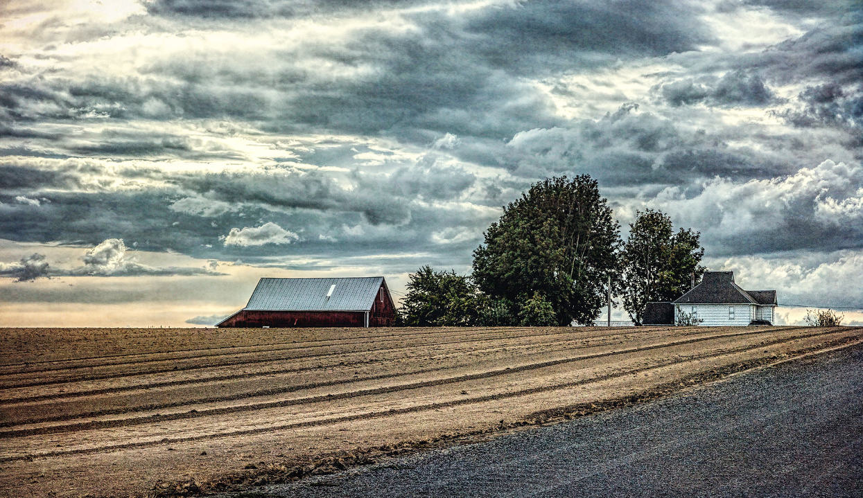 Right-to-Farm laws run counter to rural culture and property rights - EHN