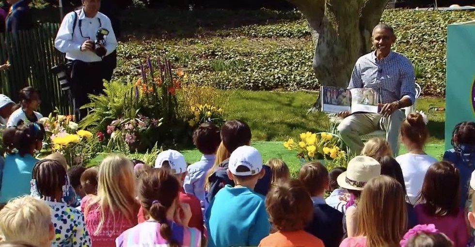 President Obama was interrupted by a bunch of bees. He responds with ...