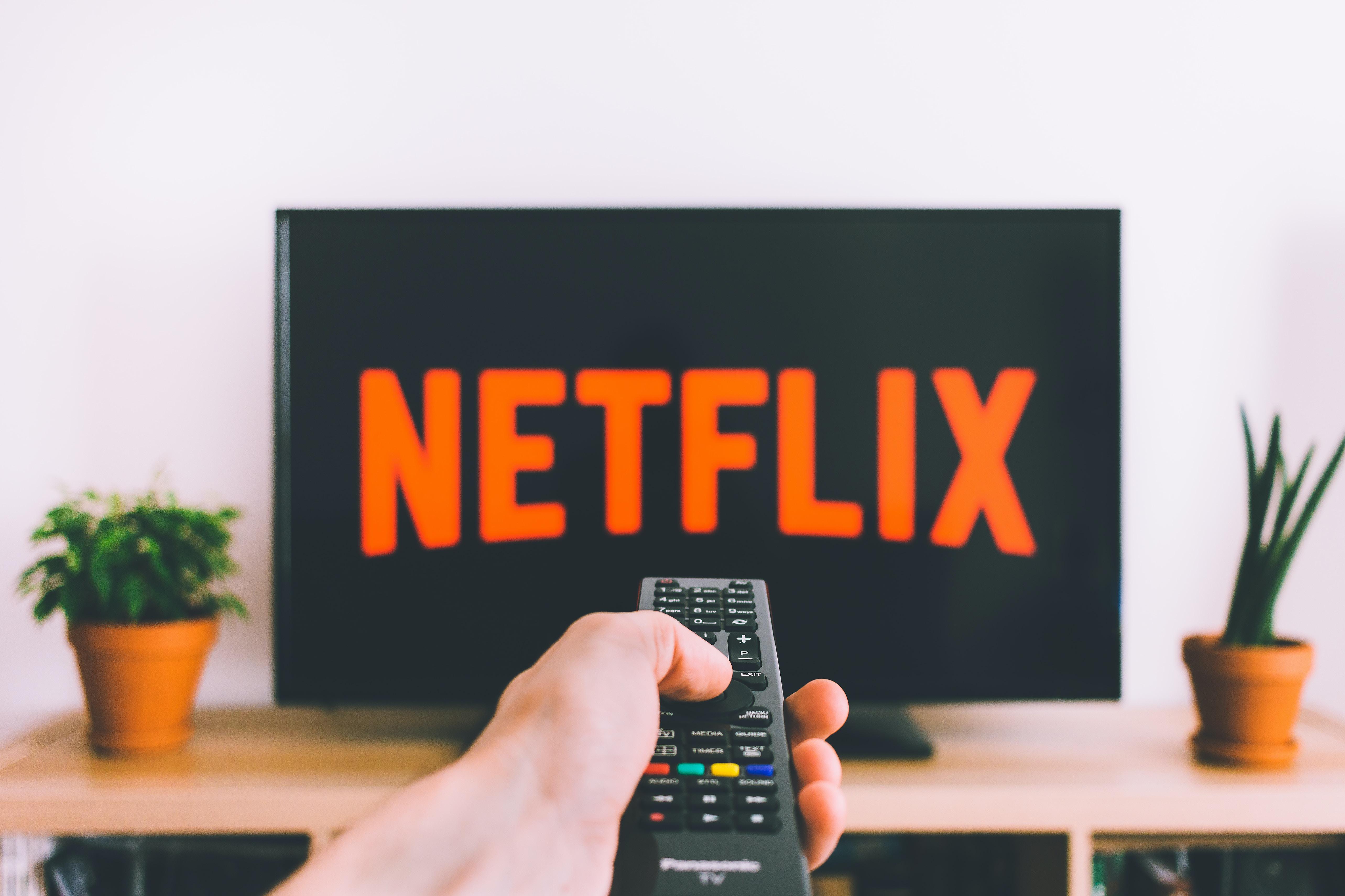 Netflix’s Pivot to Ads Boosts An Already Hot Smart TV Market