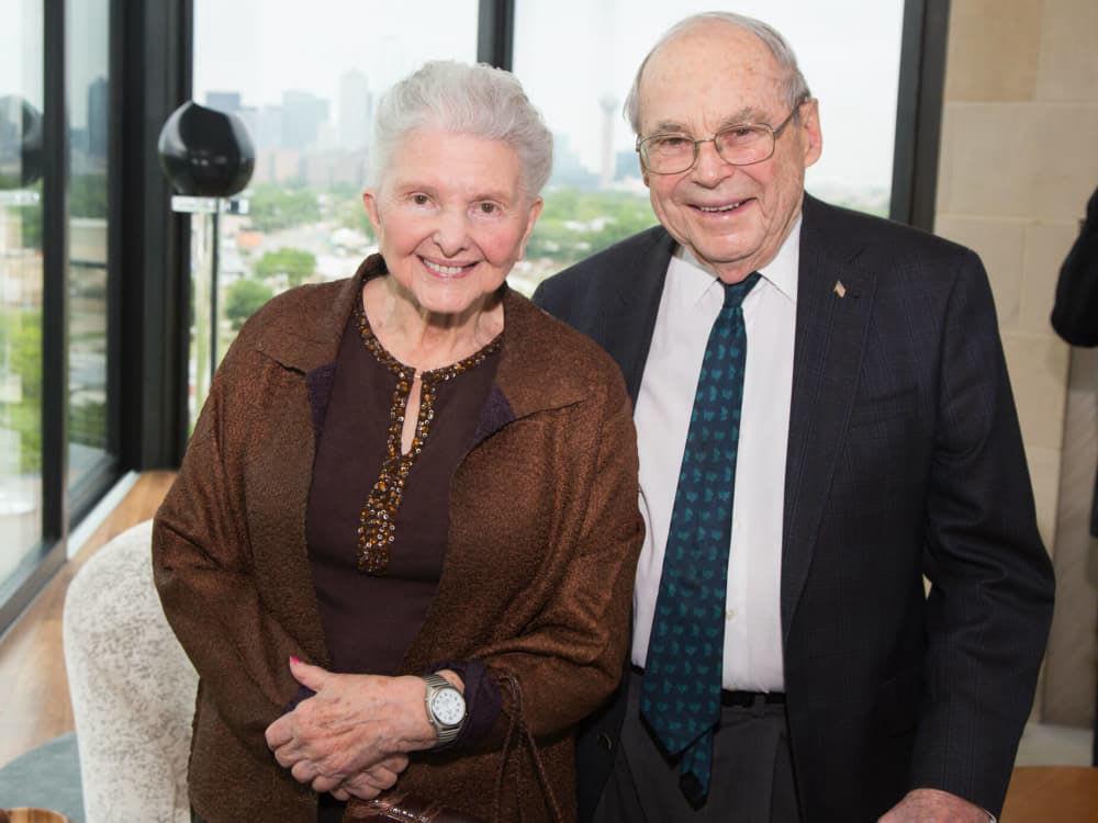 Tom Brokaw Labbro Leporino Tom Brokaw: 2017 Library Lions | Tom Brokaw