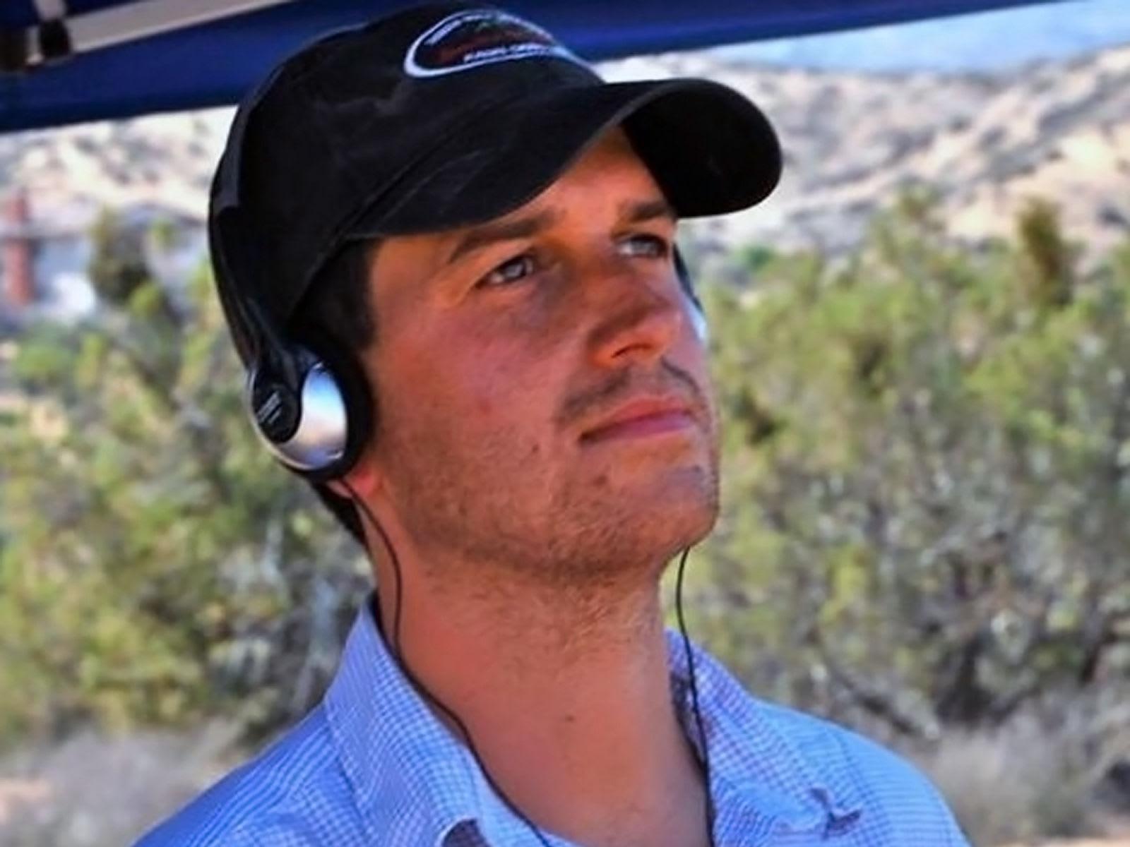 Dave Abed's Instagram, Twitter & Facebook on IDCrawl