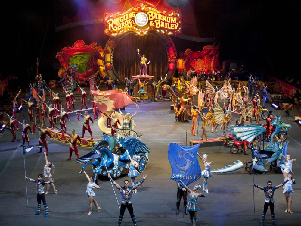Ringling Brothers Barnum And Bailey Circus Dragon Ringmaster Jonathan