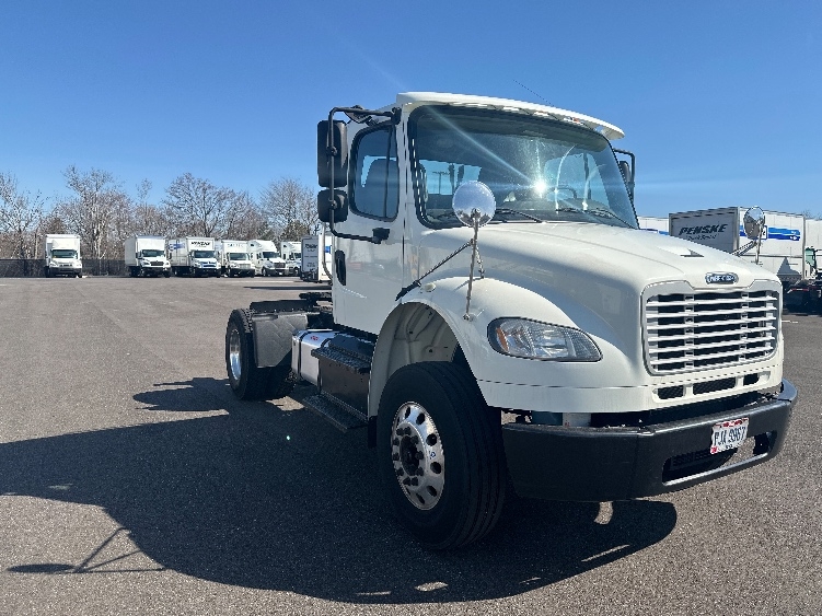 Light And Medium Duty Trucks Ryder Used Trucks For Sale | atelier-yuwa ...