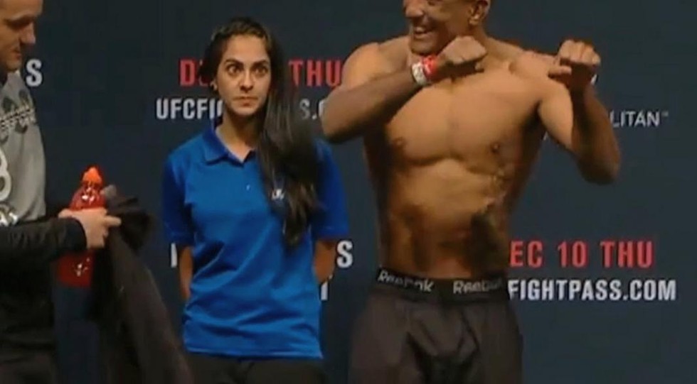 How do you become a nurse or a member of the paramedic team for the UFC ...