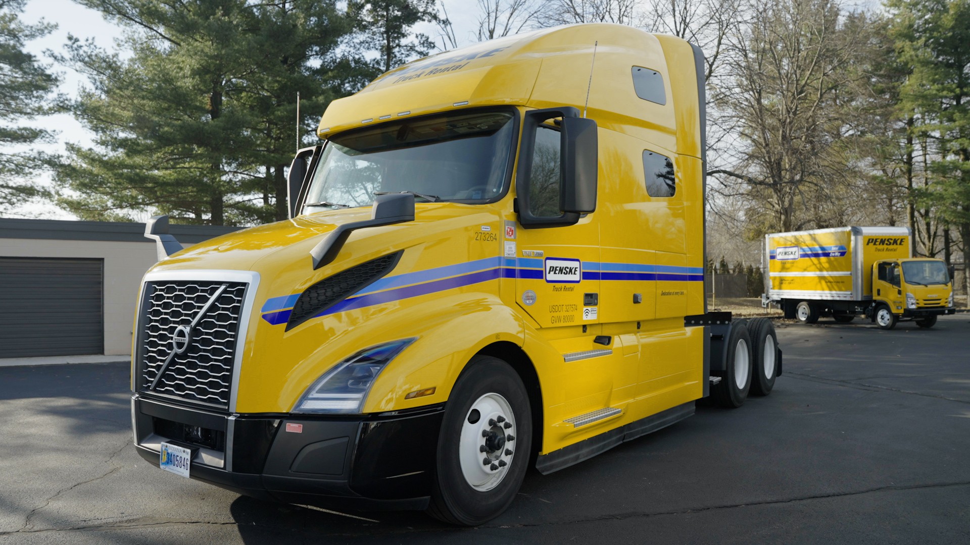 Semi Truck Sleeper With Bathroom Comprehensive Guide To Semi Trucks