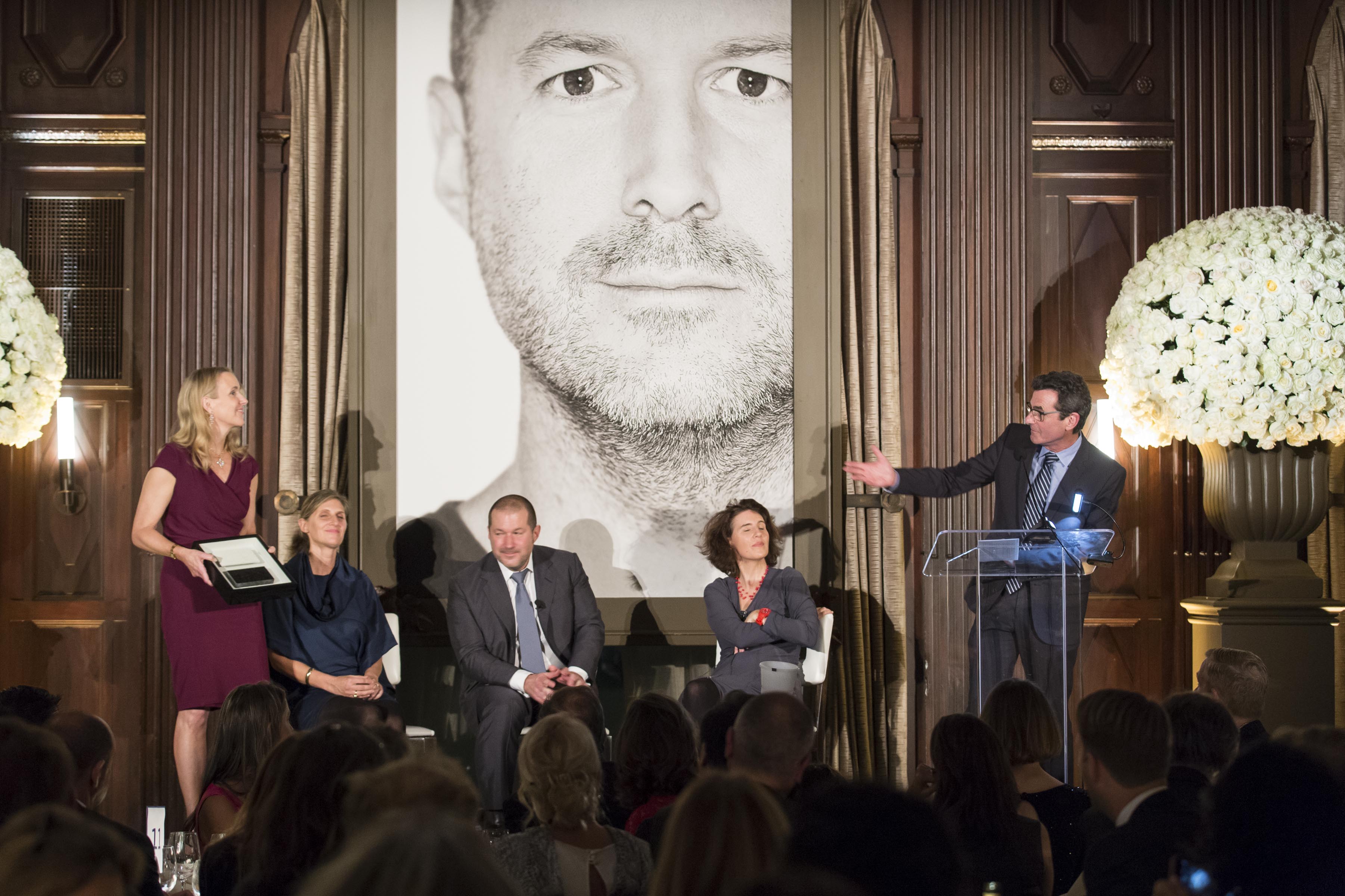 Jennifer Benham's Instagram, Twitter & Facebook on IDCrawl