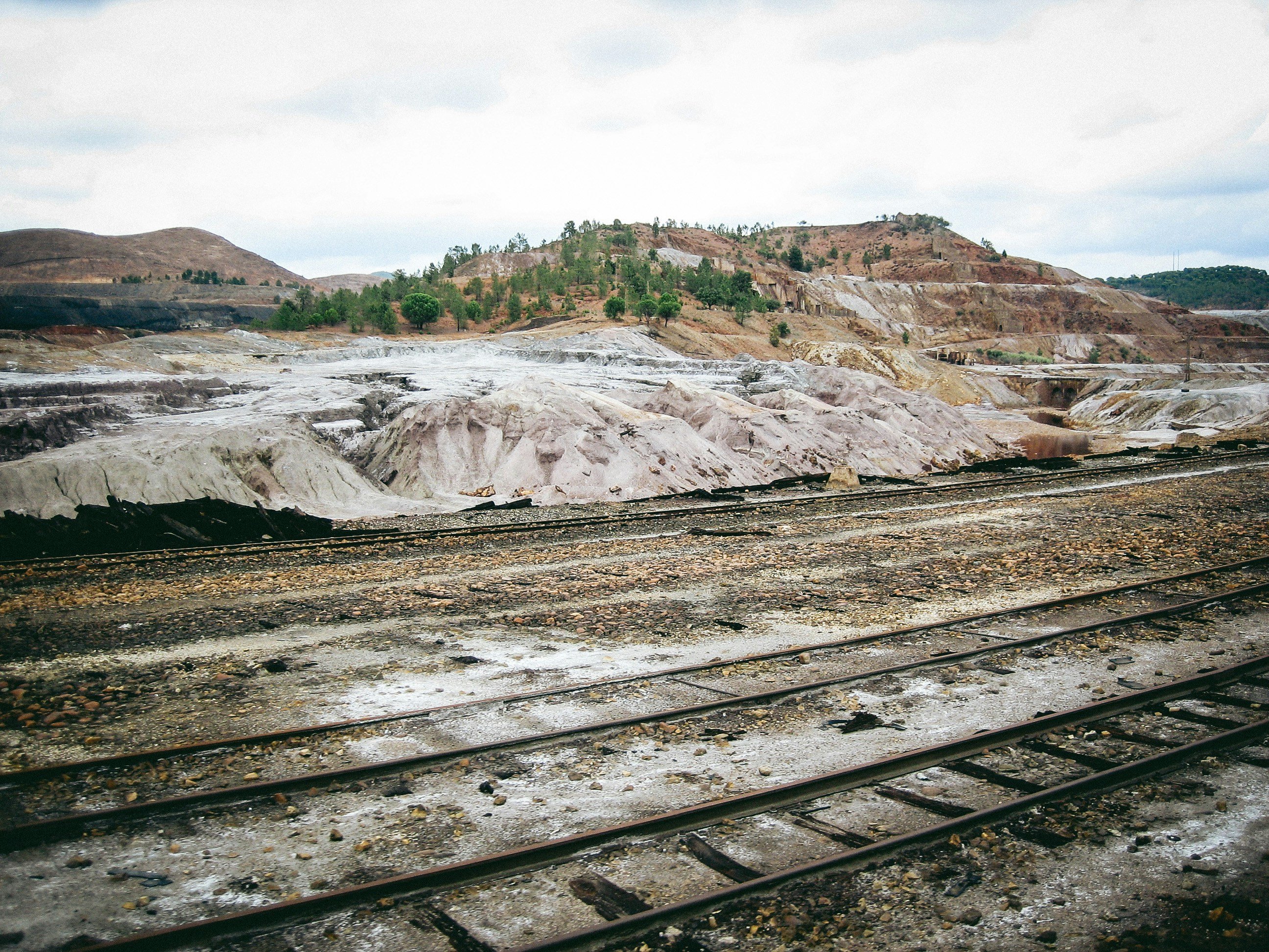 Agreement reached to remove uranium mine waste from Navajo land - EHN