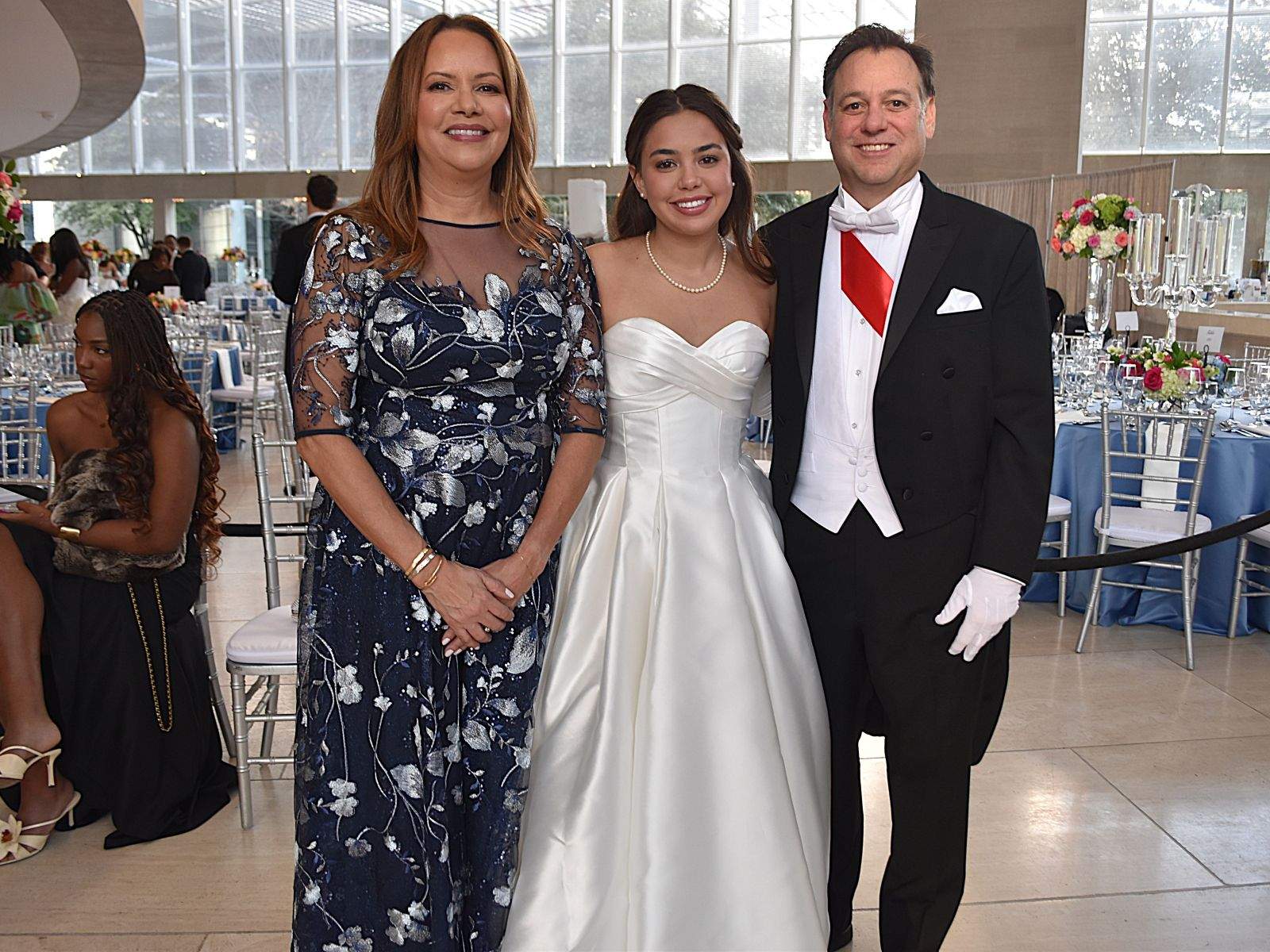 Joel Meyerson Wedding 44 Dallas Symphony Debutantes Take Bows At