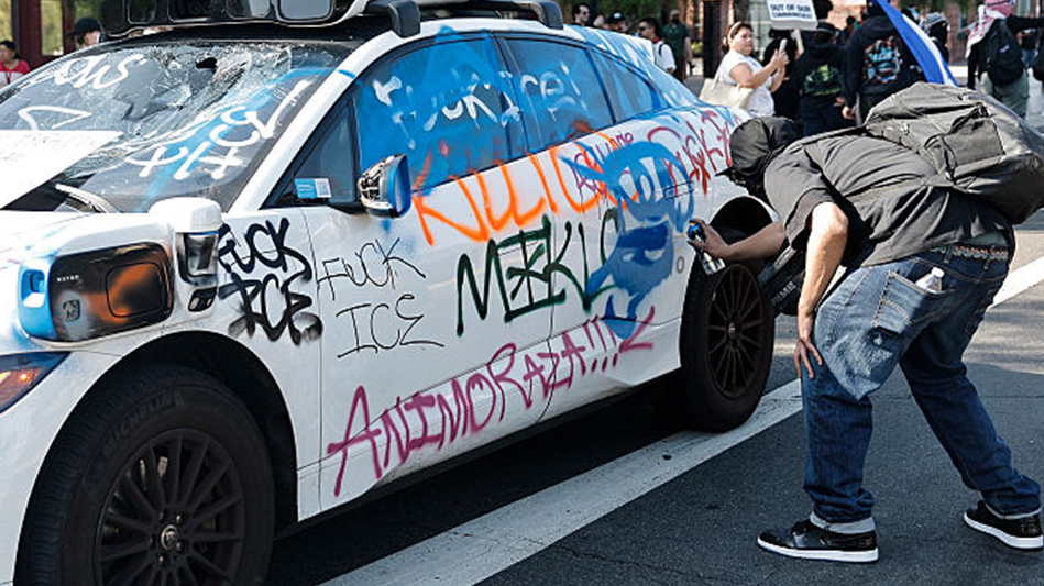 Anti-ICE rioters destroy fleet of autonomous cars during Los Angeles riot