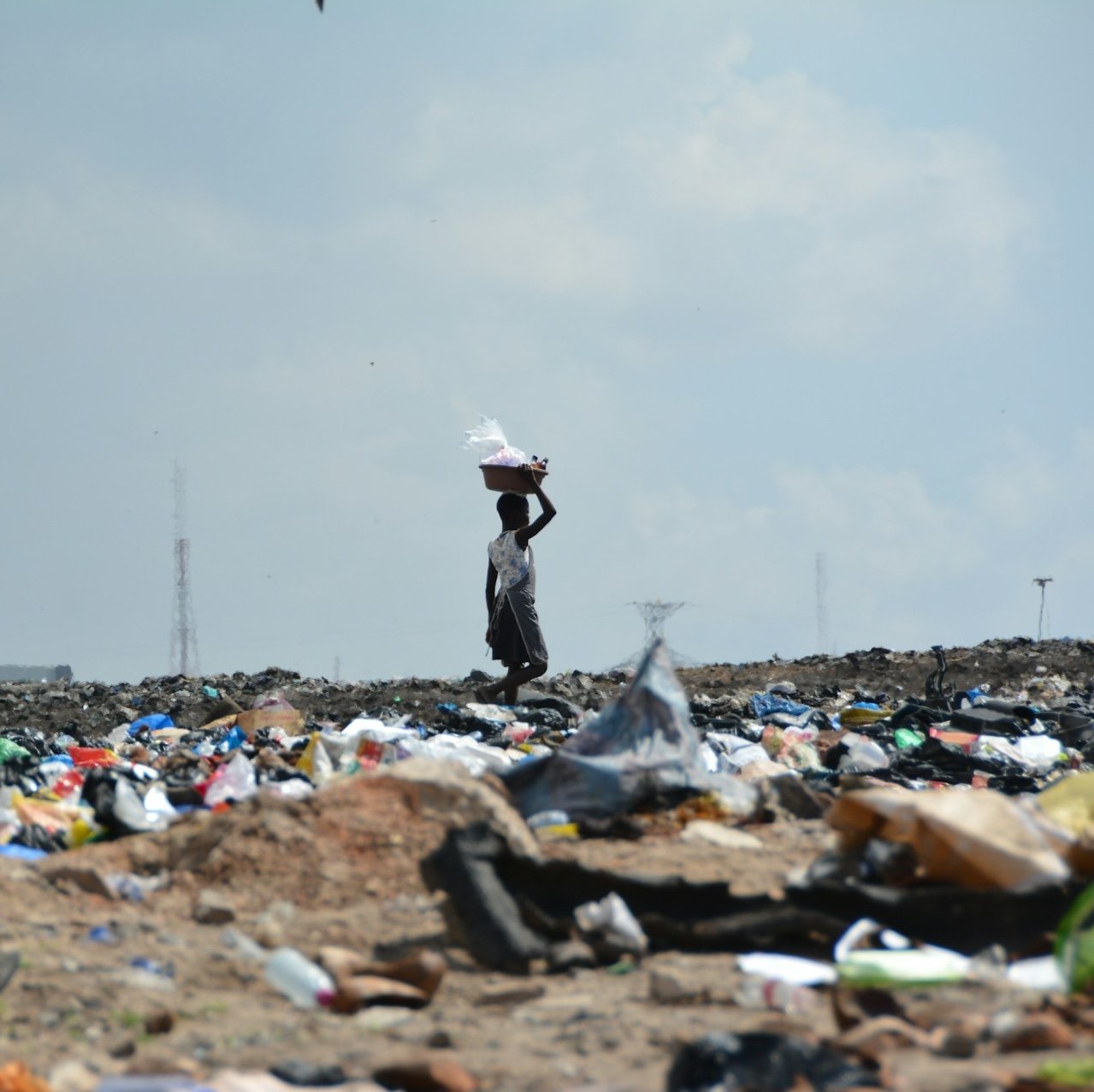 Waste pickers fight Ghana’s plastic crisis in the shadow of industry - EHN