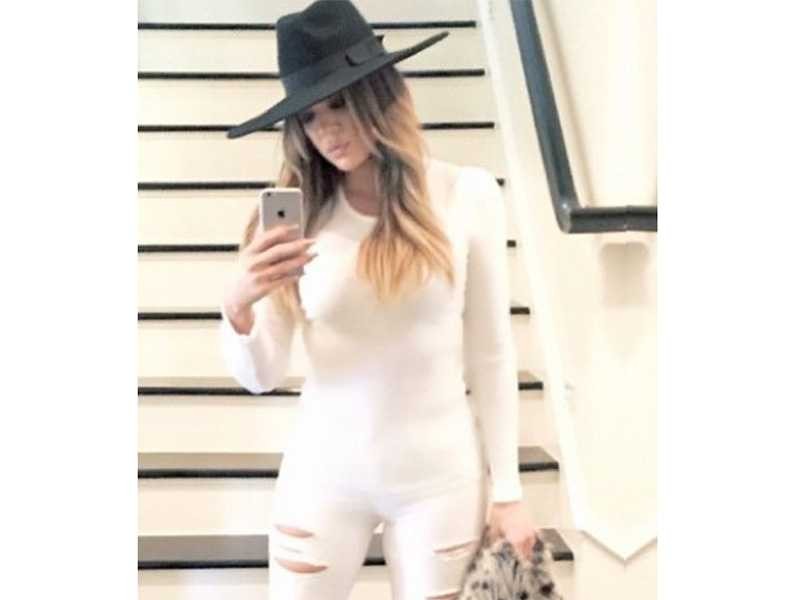 Selena Gomez Manages To Make Even Some Serious Camel Toe Look Cute