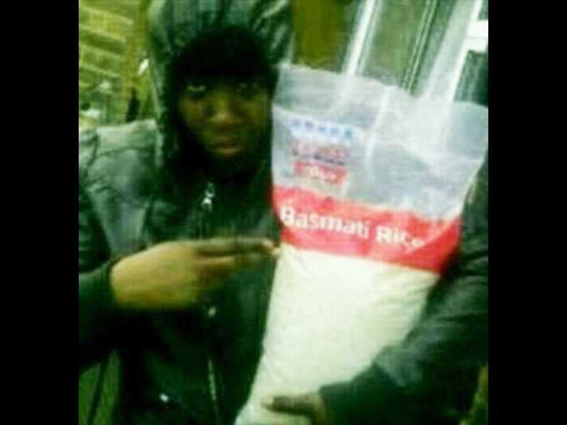 More People Have Died Taking Selfies Than In Shark Attacks This Year ...