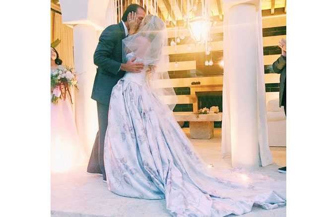 Fourth Time's A Charm—Faye Resnick's Wedding Officiated By Kris Jenner ...